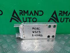 A2136201600 Кронштейн усилителя бампера купить в Москве на Дроме